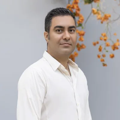 About us - Hooniak Band